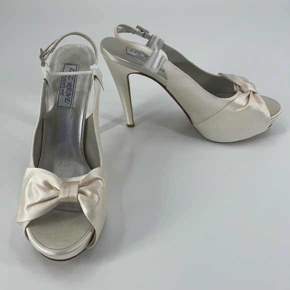 Liz Rene Couture | Shoes | Liz Rene Couture Cheri Ivory Satin Peep Toe ...